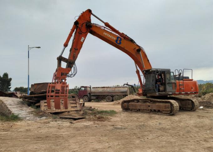 360 Degree Excavator Rotating Grapple Q345B Hydraulic Log Grab